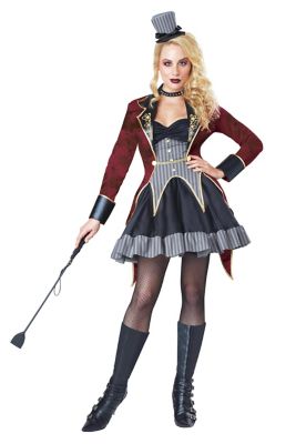 8 Classic Vintage Halloween Costumes