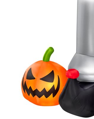 12 Ft Pennywise Light-Up Inflatable Decoration - It - Spirithalloween.com